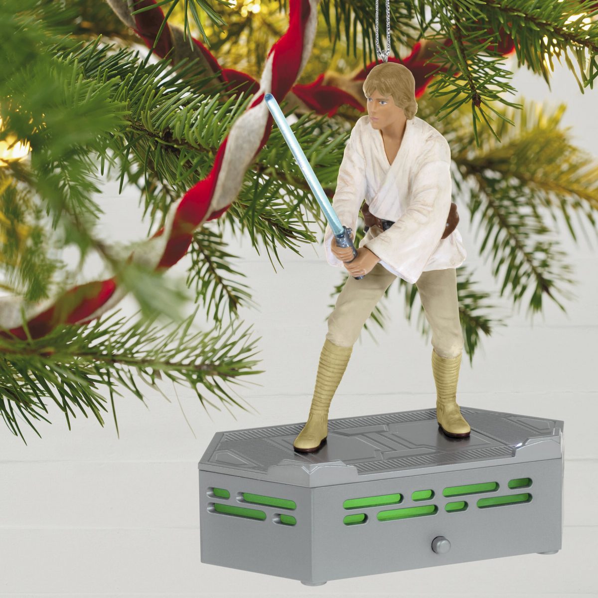 Star Wars: A New Hope™ Collection Luke Skywalker™ Ornament With Light ...